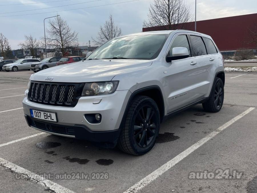 Jeep Grand Cherokee 2013 in Tallinn, with an engine capacity of 3.00 L and mileage of 0 thousand km for 9750 €, photo 3 on AUTOMOTO.COM.LV