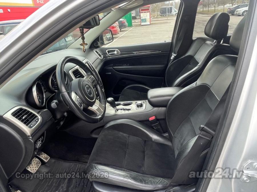 Jeep Grand Cherokee 2013 in Tallinn, with an engine capacity of 3.00 L and mileage of 0 thousand km for 9750 €, photo 8 on AUTOMOTO.COM.LV