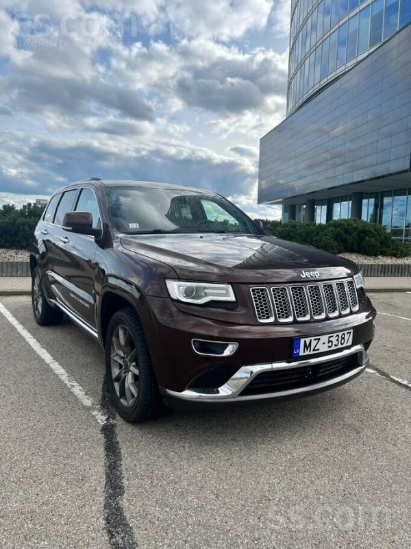 Jeep Grand Cherokee 2013 Rīga, ar dzinēja tilpumu 3.00 L un nobraukumu 328 tūkst. km par 12500 €, foto 2 vietnē AUTOMOTO.COM.LV