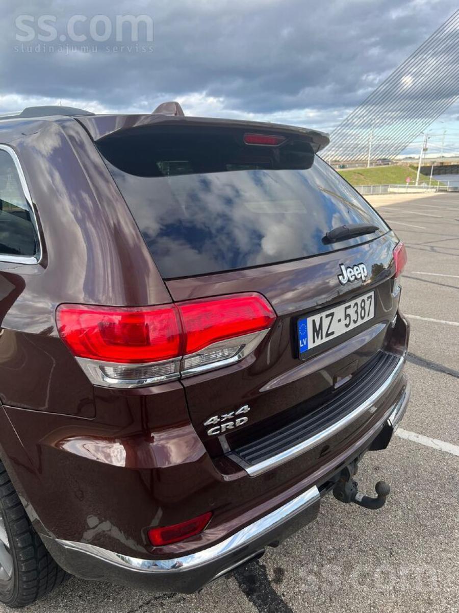 Jeep Grand Cherokee 2013 in Riga, with an engine capacity of 3.00 L and mileage of 328 thousand km for 12500 €, photo 5 on AUTOMOTO.COM.LV