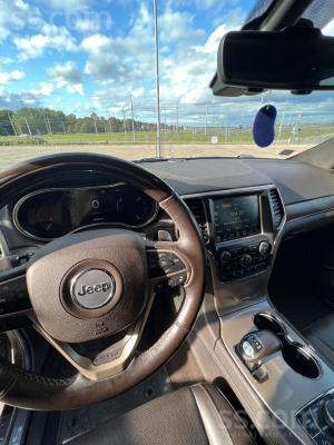 Jeep Grand Cherokee 2013 in Riga, with an engine capacity of 3.00 L and mileage of 328 thousand km for 12500 €, photo 7 on AUTOMOTO.COM.LV