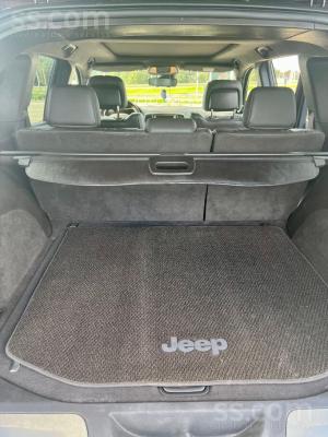 Jeep Grand Cherokee 2013 in Riga, with an engine capacity of 3.00 L and mileage of 328 thousand km for 12500 €, photo 13 on AUTOMOTO.COM.LV