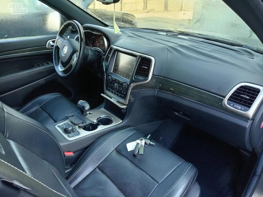 Jeep Grand Cherokee 2014 in Kaunas, with an engine capacity of 3.00 L and mileage of 92 thousand km for 7950 €, photo 5 on AUTOMOTO.COM.LV
