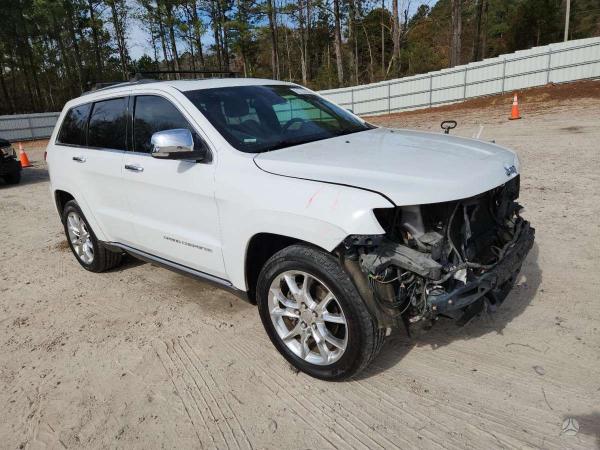 Jeep Grand Cherokee 2014 in Siauliai, with an engine capacity of 3.60 L and mileage of 240 thousand km for 7200 €, photo 1 on AUTOMOTO.COM.LV