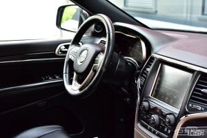 Jeep Grand Cherokee 2014 Kretinga, ar dzinēja tilpumu 3.00 L un nobraukumu 132 tūkst. km par 10500 €, foto 31 vietnē AUTOMOTO.COM.LV