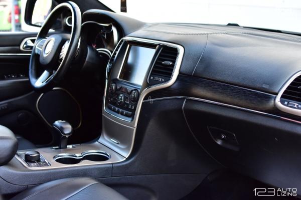 Jeep Grand Cherokee 2014 in Kretinga, with an engine capacity of 3.00 L and mileage of 274 thousand km for 12800 €, photo 2 on AUTOMOTO.COM.LV