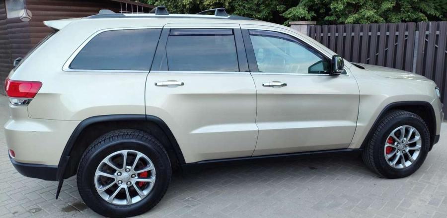 Jeep Grand Cherokee 2014 in Vilnius, with an engine capacity of 3.60 L and mileage of 76 thousand km for 14900 €, photo 8 on AUTOMOTO.COM.LV