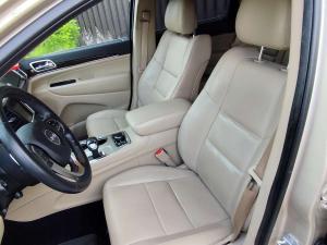 Jeep Grand Cherokee 2014 in Vilnius, with an engine capacity of 3.60 L and mileage of 76 thousand km for 14900 €, photo 12 on AUTOMOTO.COM.LV
