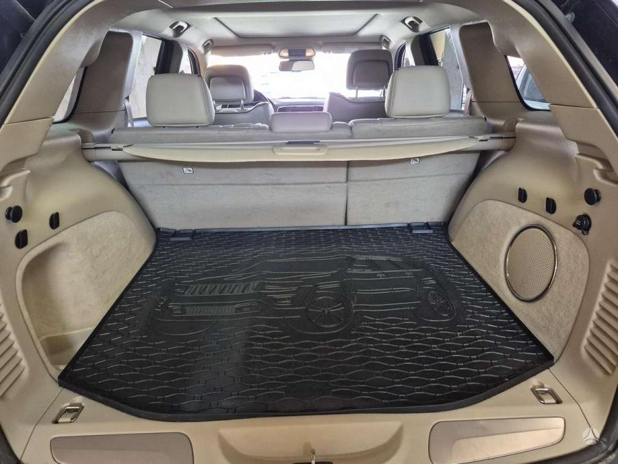 Jeep Grand Cherokee 2014 in Vilnius, with an engine capacity of 3.00 L and mileage of 197 thousand km for 5700 €, photo 20 on AUTOMOTO.COM.LV