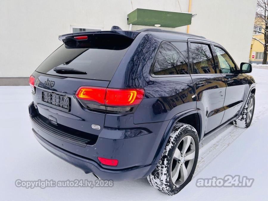 Jeep Grand Cherokee 2015 in Tallinn, with an engine capacity of 3.00 L and mileage of 166 thousand km for 15590 €, photo 4 on AUTOMOTO.COM.LV