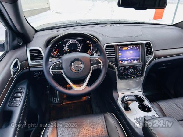 Jeep Grand Cherokee 2015 in Tallinn, with an engine capacity of 3.00 L and mileage of 166 thousand km for 15590 €, photo 10 on AUTOMOTO.COM.LV
