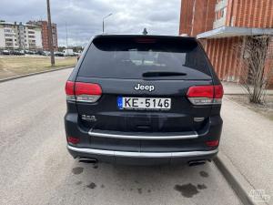 Jeep Grand Cherokee 2015 in Daugavpils, with an engine capacity of 3.00 L and mileage of 193 thousand km for 13000 €, photo 4 on AUTOMOTO.COM.LV