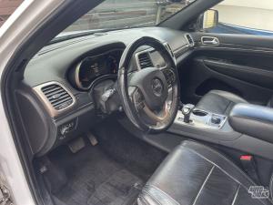 Jeep Grand Cherokee 2015 in Klaipeda, with an engine capacity of 3.00 L and mileage of 142 thousand km for 15150 €, photo 12 on AUTOMOTO.COM.LV