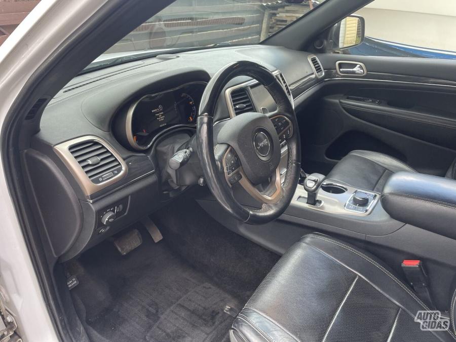 Jeep Grand Cherokee 2015 in Klaipeda, with an engine capacity of 3.00 L and mileage of 142 thousand km for 15150 €, photo 12 on AUTOMOTO.COM.LV