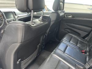Jeep Grand Cherokee 2015 in Klaipeda, with an engine capacity of 3.00 L and mileage of 142 thousand km for 15150 €, photo 19 on AUTOMOTO.COM.LV