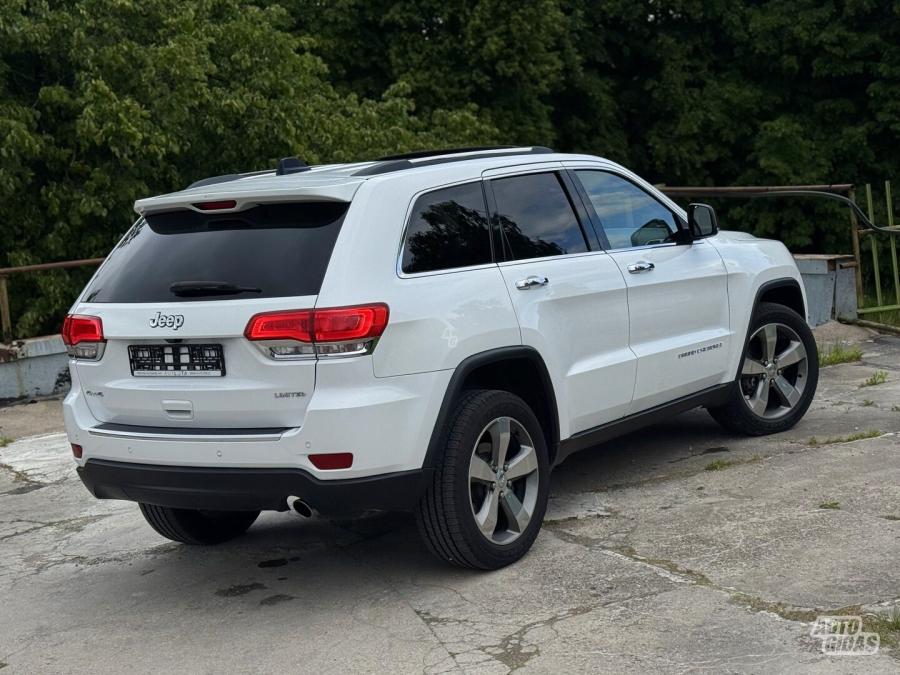 Jeep Grand Cherokee 2015 in Vilnius, with an engine capacity of 3.60 L and mileage of 198 thousand km for 14400 €, photo 15 on AUTOMOTO.COM.LV