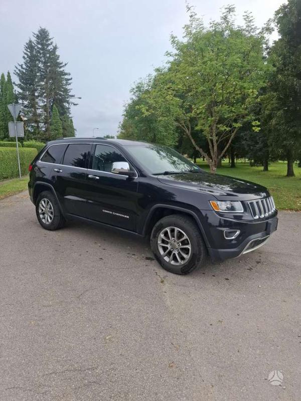 Jeep Grand Cherokee 2015 in Siauliai, with an engine capacity of 3.60 L and mileage of 280 thousand km for 7800 €, photo 5 on AUTOMOTO.COM.LV