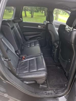 Jeep Grand Cherokee 2015 in Siauliai, with an engine capacity of 3.60 L and mileage of 280 thousand km for 7800 €, photo 14 on AUTOMOTO.COM.LV