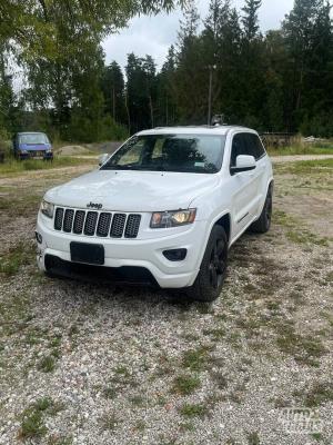 Jeep Grand Cherokee 2015 Viļņa, ar dzinēja tilpumu 3.60 L un nobraukumu 211 tūkst. km par 7100 €, foto  vietnē AUTOMOTO.COM.LV