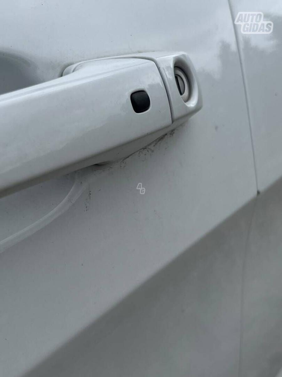 Джип Гранд Чероки 2015 в Вильнюс, объемом двигателя 3.60 л и пробегом 211 тыс. км за 7100 €, фото 10 на AUTOMOTO.COM.LV