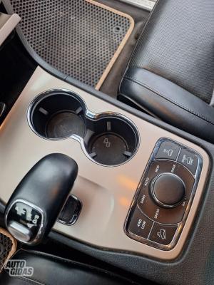 Jeep Grand Cherokee 2015 in Kaunas, with an engine capacity of 3.00 L and mileage of 184 thousand km for 13000 €, photo 14 on AUTOMOTO.COM.LV