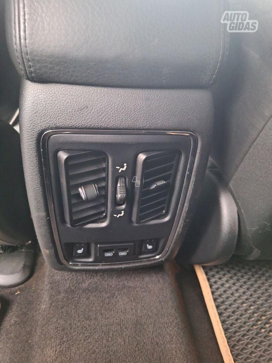 Jeep Grand Cherokee 2015 in Kaunas, with an engine capacity of 3.00 L and mileage of 184 thousand km for 13000 €, photo 16 on AUTOMOTO.COM.LV