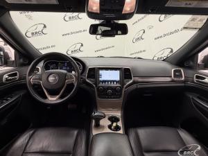 Jeep Grand Cherokee 2015 in Vilnius, with an engine capacity of 3.60 L and mileage of 222 thousand km for 12900 €, photo 4 on AUTOMOTO.COM.LV