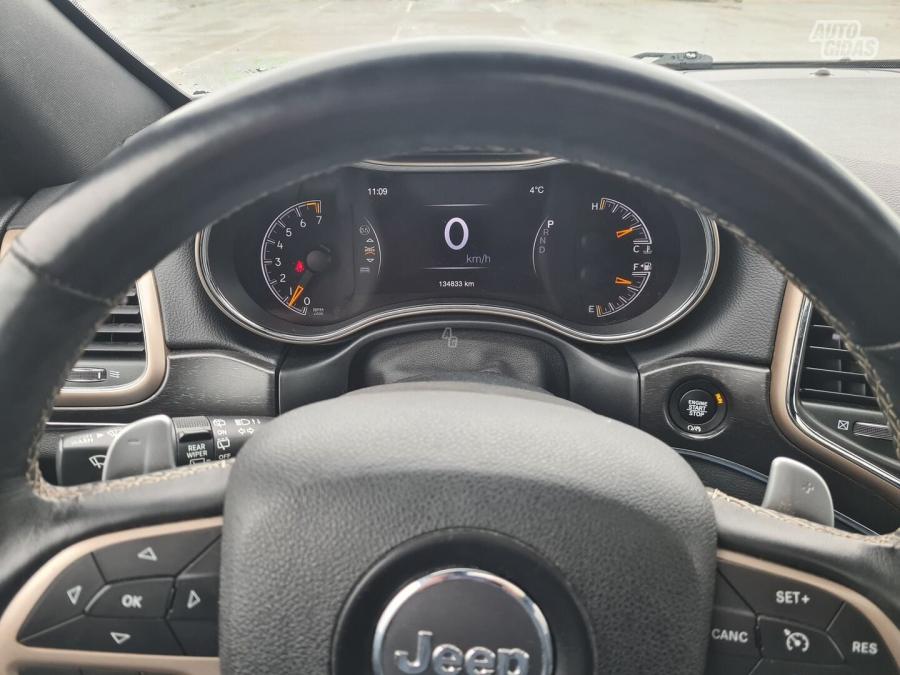 Jeep Grand Cherokee 2016 Viļņa, ar dzinēja tilpumu 3.60 L un nobraukumu 135 tūkst. km par 16500 €, foto 12 vietnē AUTOMOTO.COM.LV