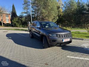Джип Гранд Чероки 2016 в Вильнюс, объемом двигателя 3.60 л и пробегом 253 тыс. км за 15700 €, фото  на AUTOMOTO.COM.LV