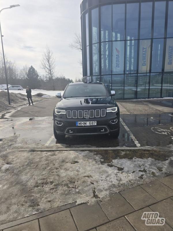 Jeep Grand Cherokee 2017 in Vilnius, with an engine capacity of 5.70 L and mileage of 127 thousand km for 19500 €, photo 1 on AUTOMOTO.COM.LV