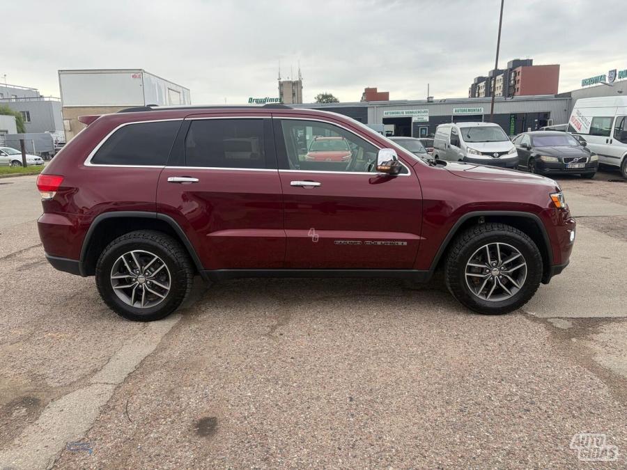 Jeep Grand Cherokee 2017 in Klaipeda, with an engine capacity of 3.60 L and mileage of 155 thousand km for 17000 €, photo 3 on AUTOMOTO.COM.LV
