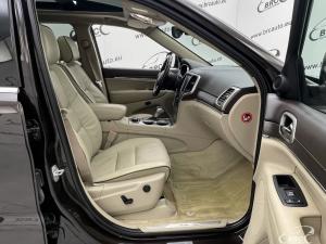 Jeep Grand Cherokee 2017 in Vilnius, with an engine capacity of 0.00 L and mileage of 246 thousand km for 13900 €, photo 5 on AUTOMOTO.COM.LV
