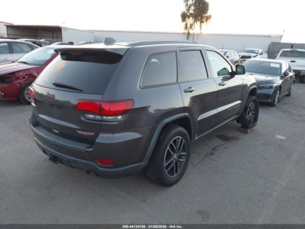 Jeep Grand Cherokee 2018 Klaipėda, ar dzinēja tilpumu 0.00 L un nobraukumu 0 tūkst. km par 7500 €, foto 4 vietnē AUTOMOTO.COM.LV