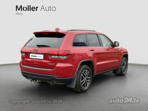 Jeep Grand Cherokee 2018 in Parnu, with an engine capacity of 3.00 L and mileage of 200 thousand km for 21900 €, photo 2 on AUTOMOTO.COM.LV