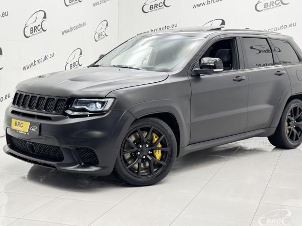 Jeep Grand Cherokee 2018 Viļņa, ar dzinēja tilpumu 6.17 L un nobraukumu 121 tūkst. km par 44900 €, foto 1 vietnē AUTOMOTO.COM.LV
