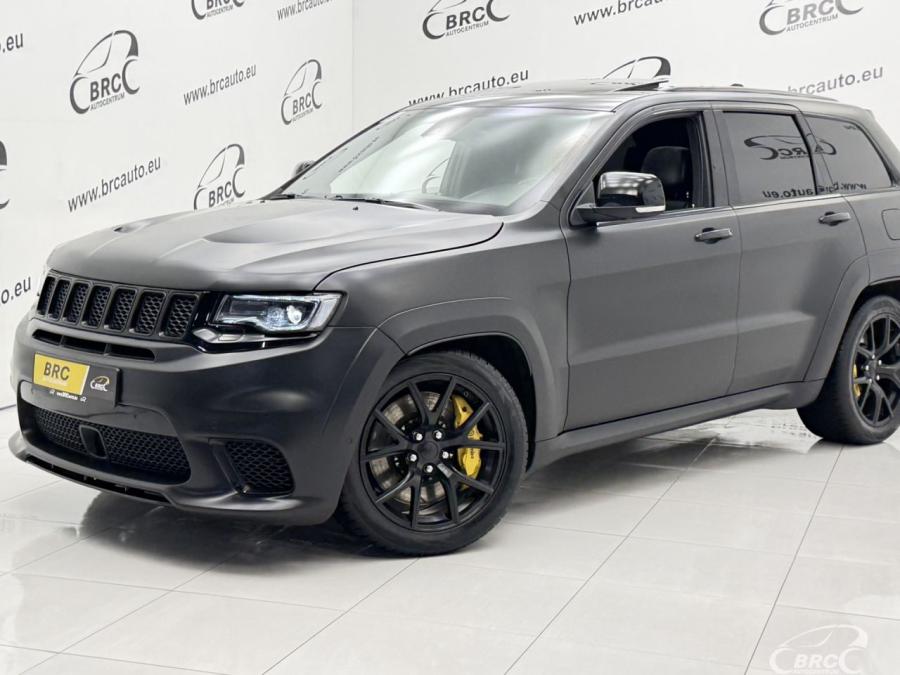 Jeep Grand Cherokee 2018 in Vilnius, with an engine capacity of 6.17 L and mileage of 121 thousand km for 44900 €, photo 1 on AUTOMOTO.COM.LV