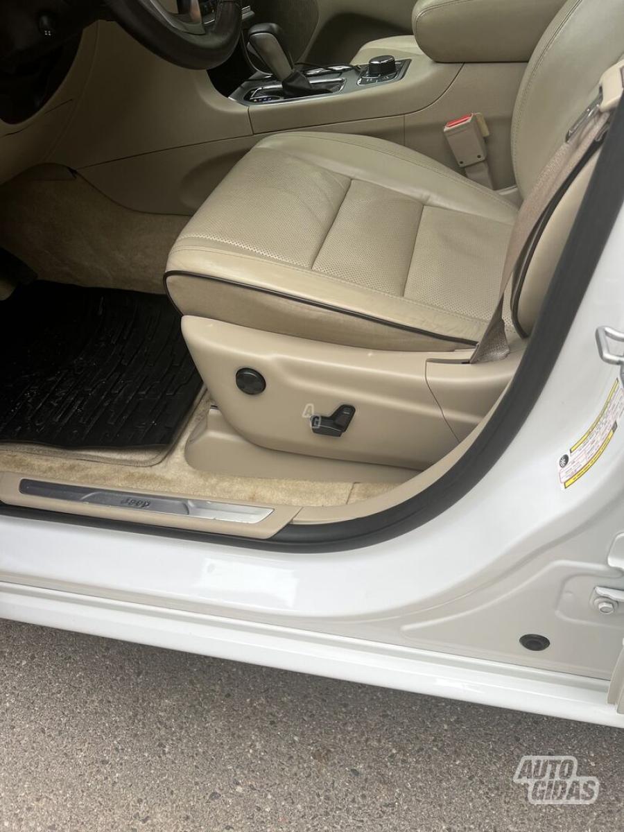 Jeep Grand Cherokee 2018 Kauņa, ar dzinēja tilpumu 3.60 L un nobraukumu 95 tūkst. km par 21800 €, foto 7 vietnē AUTOMOTO.COM.LV