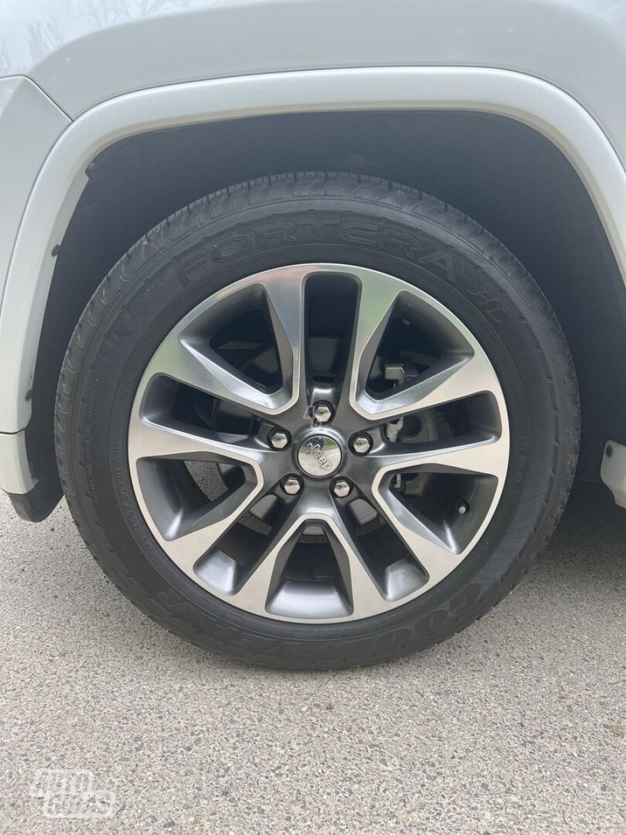 Jeep Grand Cherokee 2018 Kauņa, ar dzinēja tilpumu 3.60 L un nobraukumu 95 tūkst. km par 21800 €, foto 35 vietnē AUTOMOTO.COM.LV