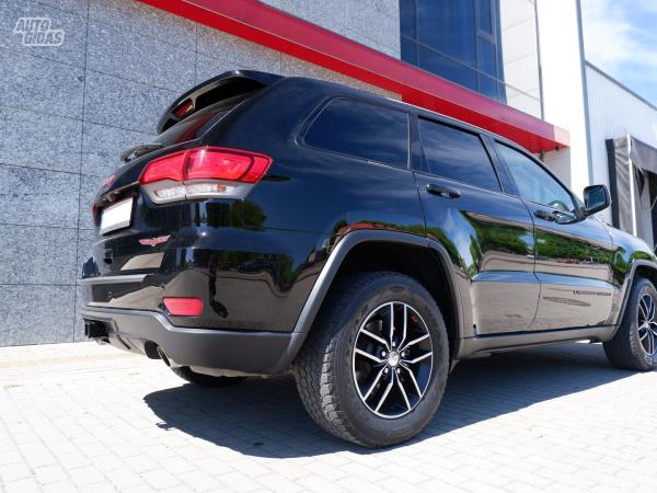 Jeep Grand Cherokee 2018 in Klaipeda, with an engine capacity of 3.60 L and mileage of 125 thousand km for 21400 €, photo 9 on AUTOMOTO.COM.LV