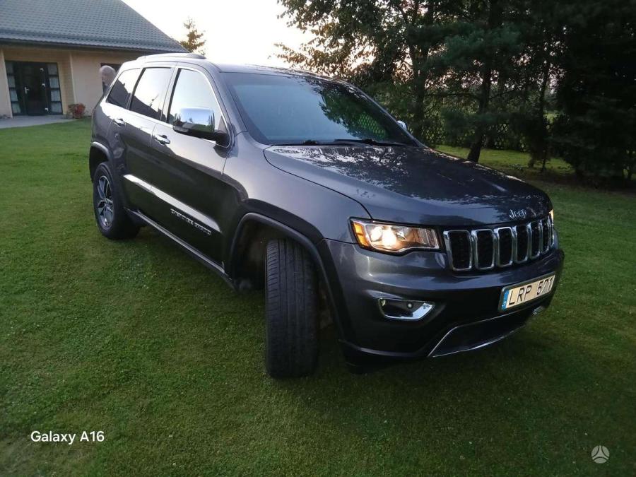 Jeep Grand Cherokee 2018 in Kedainiai, with an engine capacity of 2.99 L and mileage of 82 thousand km for 16500 €, photo 1 on AUTOMOTO.COM.LV
