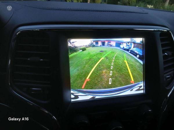 Jeep Grand Cherokee 2018 in Kedainiai, with an engine capacity of 2.99 L and mileage of 82 thousand km for 16500 €, photo 6 on AUTOMOTO.COM.LV