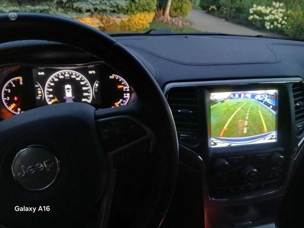 Jeep Grand Cherokee 2018 in Kedainiai, with an engine capacity of 2.99 L and mileage of 82 thousand km for 16500 €, photo 7 on AUTOMOTO.COM.LV