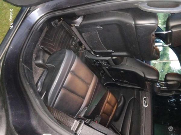 Jeep Grand Cherokee 2018 in Kedainiai, with an engine capacity of 2.99 L and mileage of 82 thousand km for 16500 €, photo 9 on AUTOMOTO.COM.LV