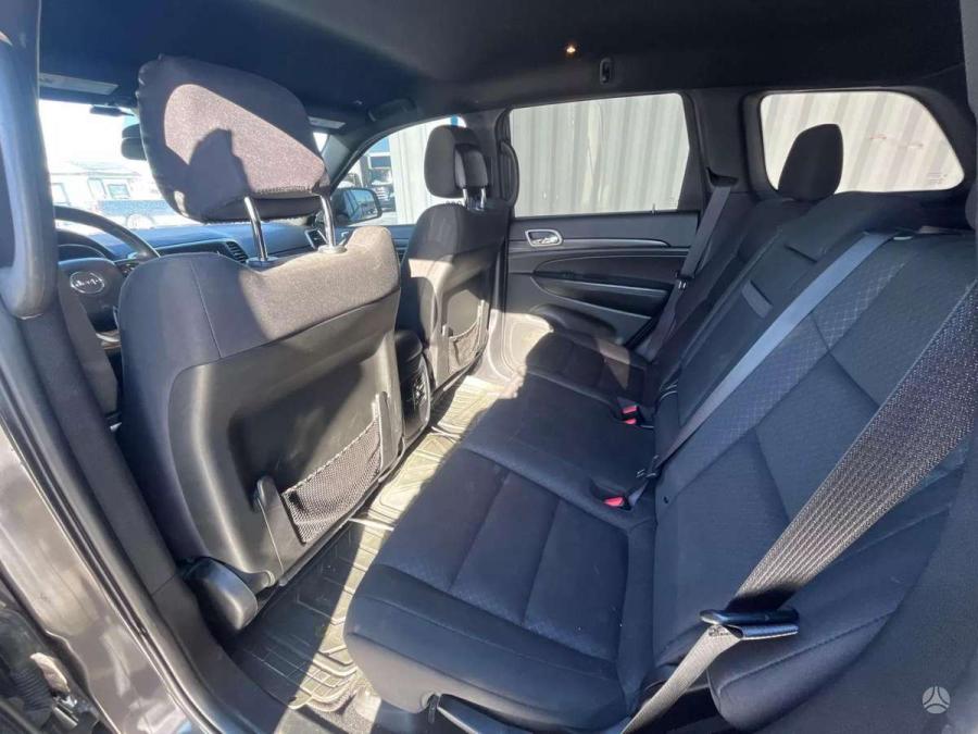 Jeep Grand Cherokee 2019 in Kaunas, with an engine capacity of 3.60 L and mileage of 279 thousand km for 14200 €, photo 6 on AUTOMOTO.COM.LV