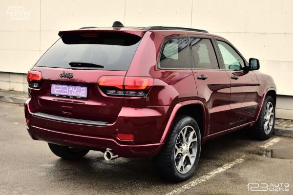 Jeep Grand Cherokee 2019 in Kretinga, with an engine capacity of 3.60 L and mileage of 100 thousand km for 24700 €, photo 9 on AUTOMOTO.COM.LV