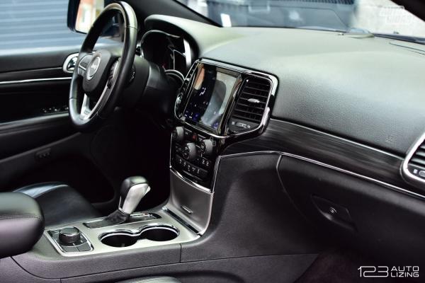 Jeep Grand Cherokee 2019 in Kretinga, with an engine capacity of 3.60 L and mileage of 100 thousand km for 23900 €, photo 2 on AUTOMOTO.COM.LV