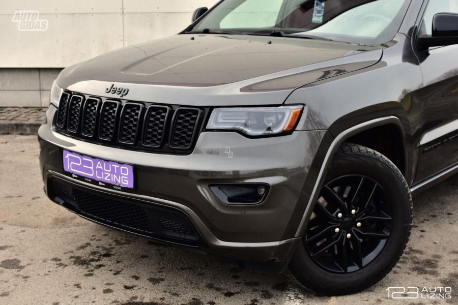 Jeep Grand Cherokee 2020 Kretinga, ar dzinēja tilpumu 3.60 L un nobraukumu 101 tūkst. km par 18500 €, foto 4 vietnē AUTOMOTO.COM.LV