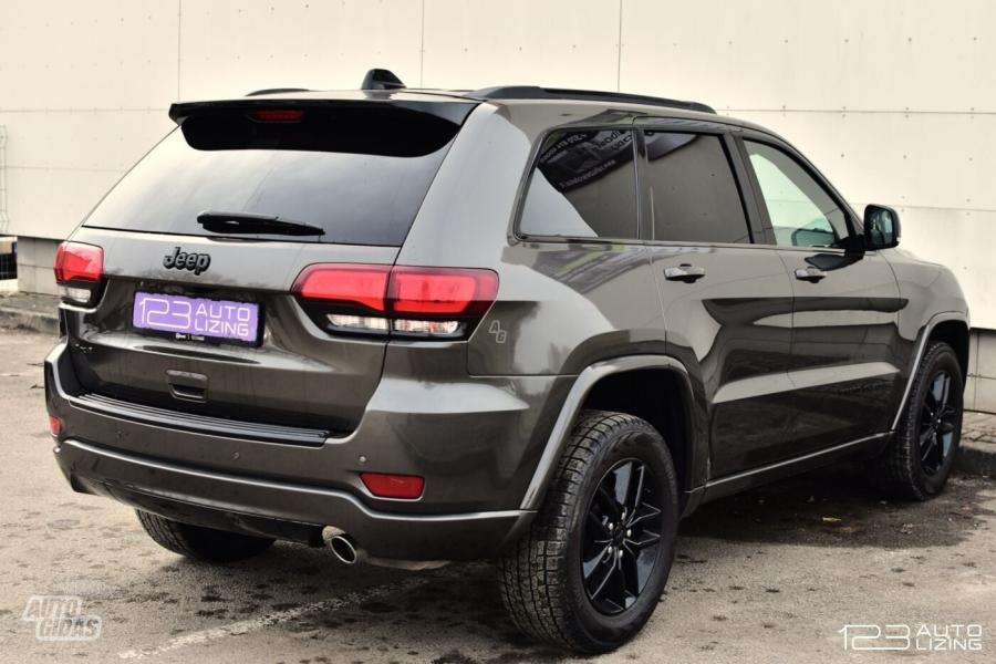 Jeep Grand Cherokee 2020 Kretinga, ar dzinēja tilpumu 3.60 L un nobraukumu 101 tūkst. km par 18500 €, foto 10 vietnē AUTOMOTO.COM.LV