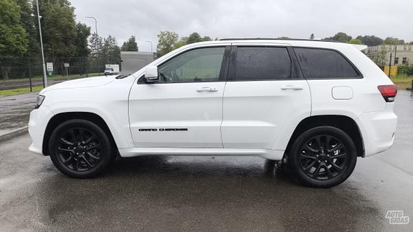 Jeep Grand Cherokee 2020 in Kaunas, with an engine capacity of 3.60 L and mileage of 182 thousand km for 15100 €, photo 2 on AUTOMOTO.COM.LV