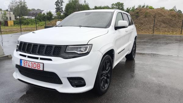 Jeep Grand Cherokee 2020 in Kaunas, with an engine capacity of 3.60 L and mileage of 182 thousand km for 15100 €, photo 4 on AUTOMOTO.COM.LV